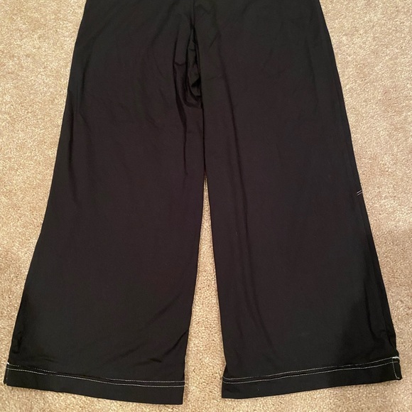 Jockey | Pants & Jumpsuits | Jockey Black Capris | Poshmark